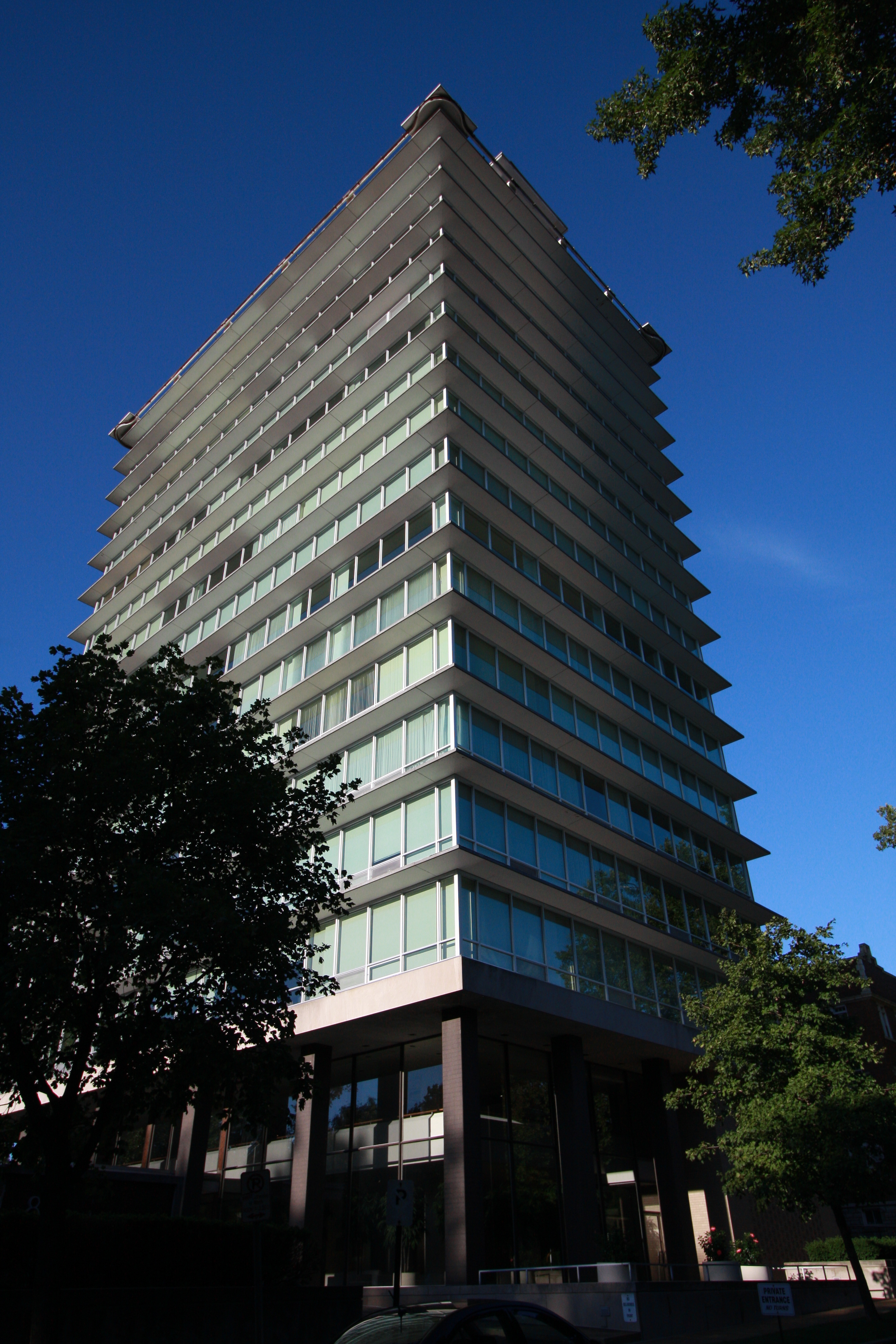 801 Skinker | Winco Window