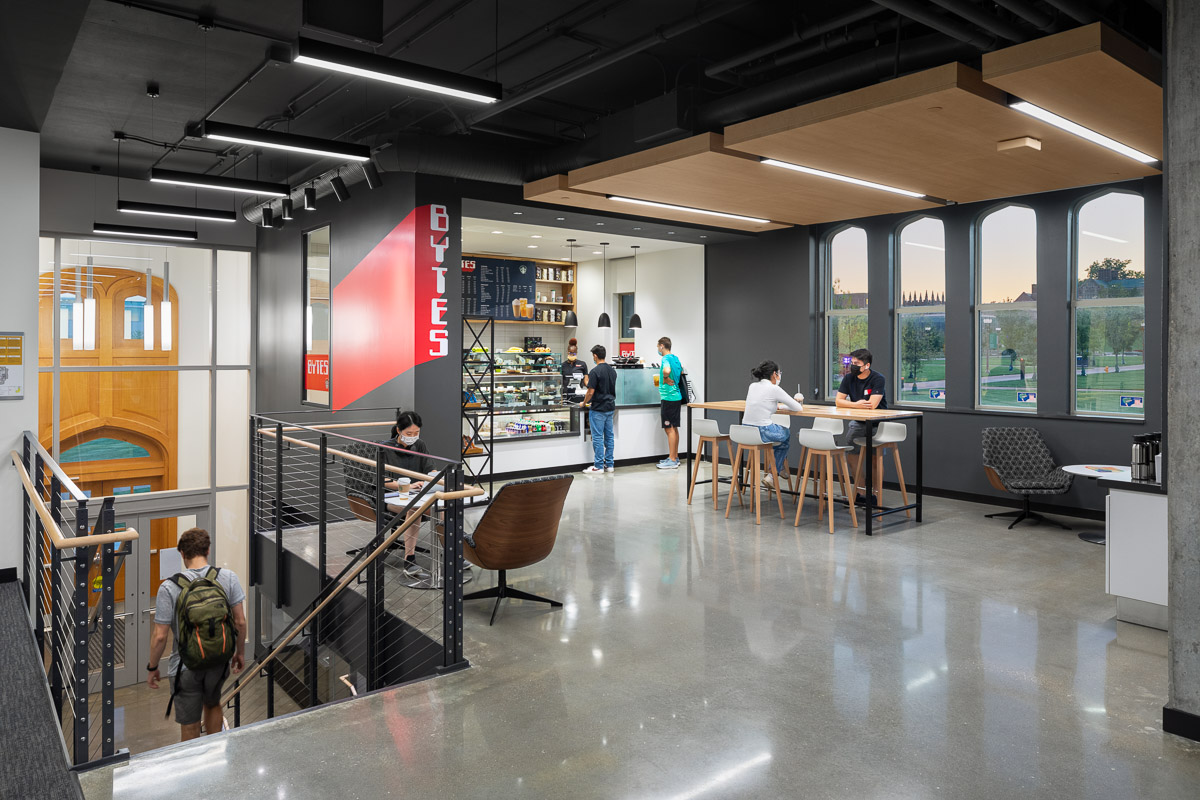 Washington University and WINCO Window Company Partnership Spans Decades | Winco Window